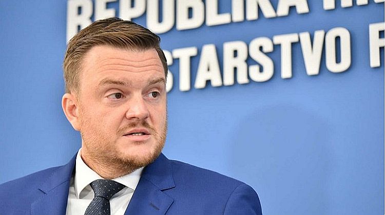 Primorac: I dalje snižena stopa PDV-a na plin, pelete, brikete, sječke